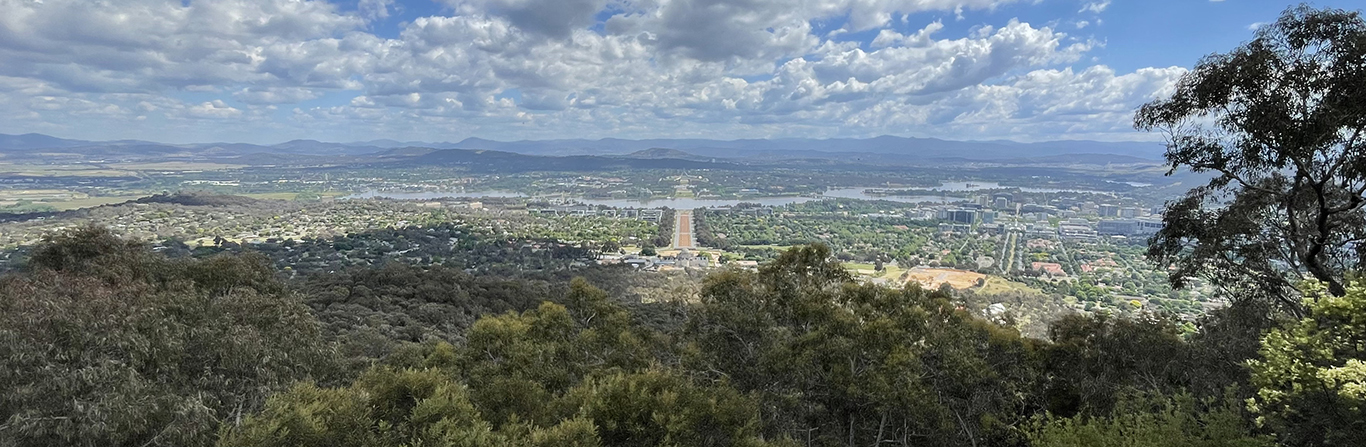 Mt Ainslie Summit Walk – Escape and Explore